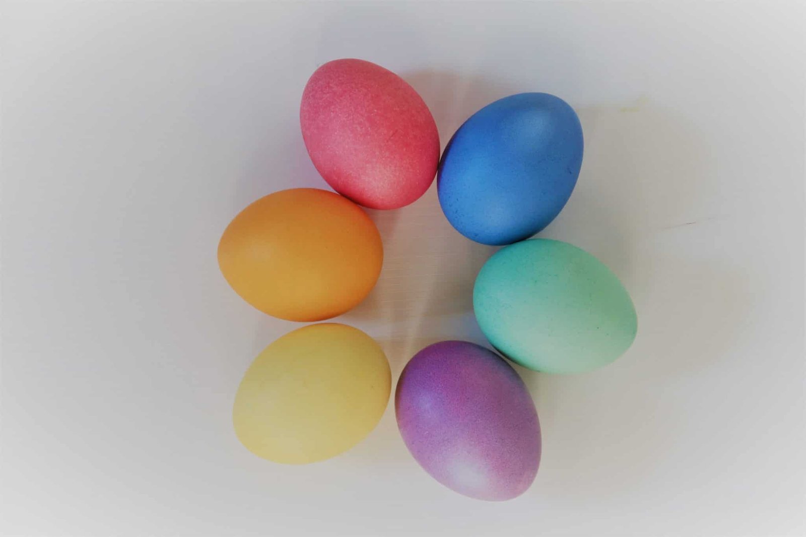 Simple, Eco-Friendly Spring & Easter Decorating Ideas